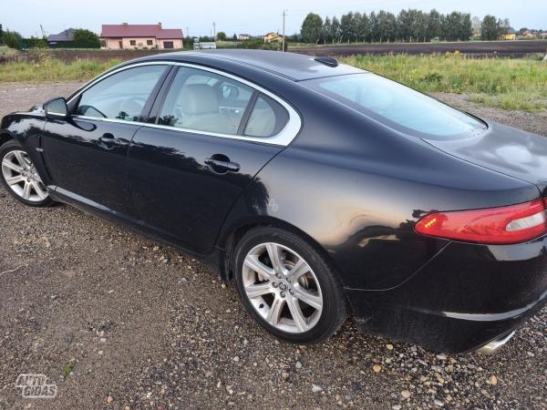 Melns Jaguar XF 2008 Kauņa, ar dzinēja tilpumu 3.00 L un nobraukumu 200 tūkst. km par 3000 €, foto 5 vietnē AUTOMOTO.COM.LV
