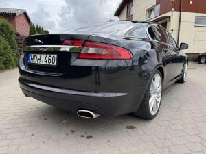 Black Jaguar XF 2009 in Kretinga, with an engine capacity of 2.72 L and mileage of 355 thousand km for 2995 €, photo 10 on AUTOMOTO.COM.LV