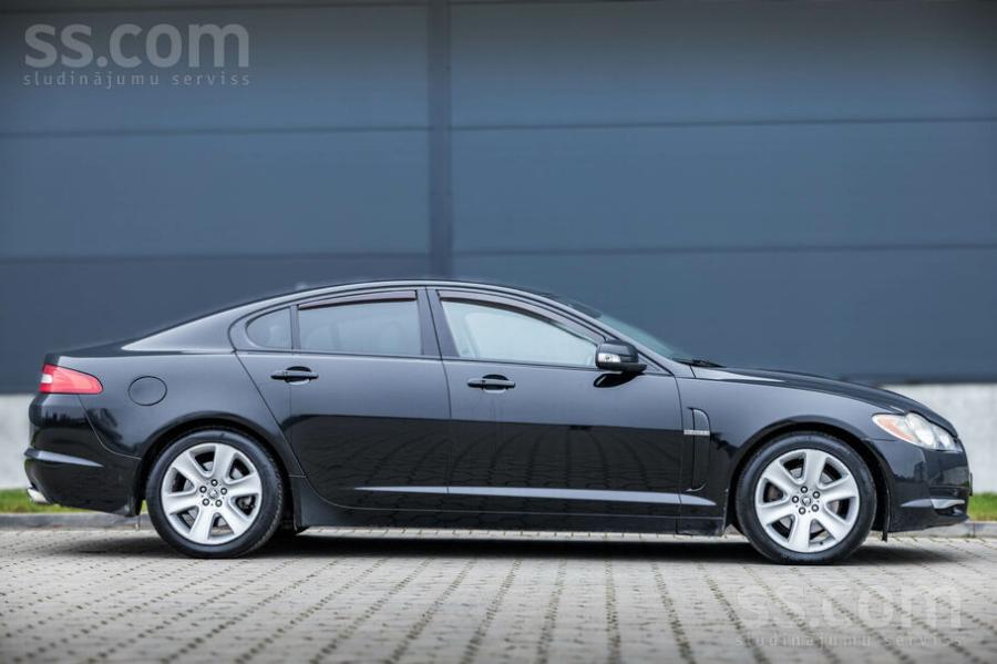 Melns Jaguar XF 2009 Rīga, ar dzinēja tilpumu 2.70 L un nobraukumu 364 tūkst. km par 6490 €, foto 5 vietnē AUTOMOTO.COM.LV