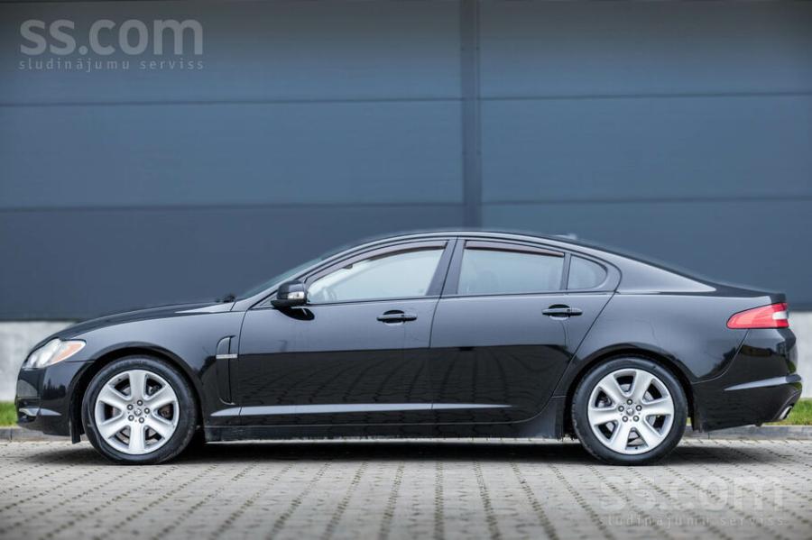 Melns Jaguar XF 2009 Rīga, ar dzinēja tilpumu 2.70 L un nobraukumu 364 tūkst. km par 6490 €, foto 6 vietnē AUTOMOTO.COM.LV