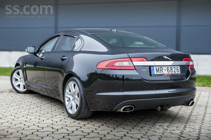 Melns Jaguar XF 2009 Rīga, ar dzinēja tilpumu 2.70 L un nobraukumu 364 tūkst. km par 6490 €, foto 7 vietnē AUTOMOTO.COM.LV