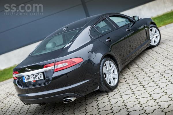 Melns Jaguar XF 2009 Rīga, ar dzinēja tilpumu 2.70 L un nobraukumu 364 tūkst. km par 6490 €, foto 10 vietnē AUTOMOTO.COM.LV