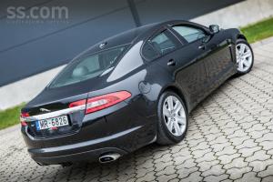 Melns Jaguar XF 2009 Rīga, ar dzinēja tilpumu 2.70 L un nobraukumu 364 tūkst. km par 6490 €, foto 10 vietnē AUTOMOTO.COM.LV