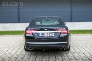 Melns Jaguar XF 2009 Rīga, ar dzinēja tilpumu 2.70 L un nobraukumu 364 tūkst. km par 6490 €, foto 11 vietnē AUTOMOTO.COM.LV