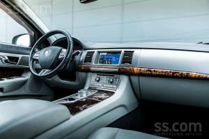 Melns Jaguar XF 2009 Rīga, ar dzinēja tilpumu 2.70 L un nobraukumu 364 tūkst. km par 6490 €, foto 15 vietnē AUTOMOTO.COM.LV