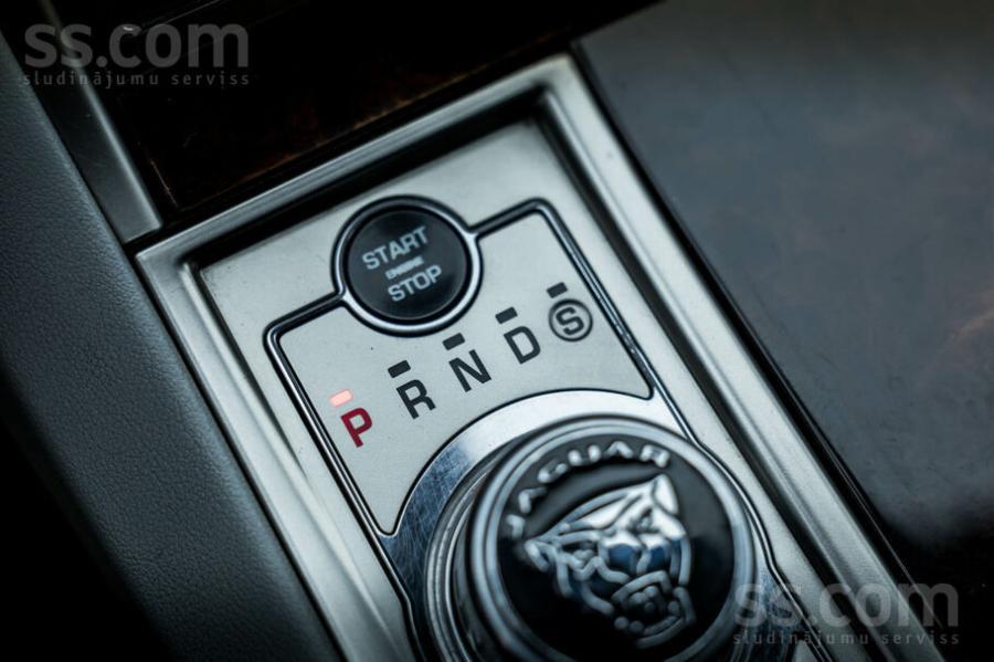 Melns Jaguar XF 2009 Rīga, ar dzinēja tilpumu 2.70 L un nobraukumu 364 tūkst. km par 6490 €, foto 21 vietnē AUTOMOTO.COM.LV