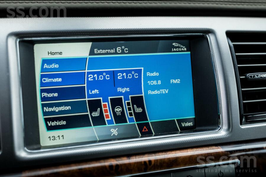 Melns Jaguar XF 2009 Rīga, ar dzinēja tilpumu 2.70 L un nobraukumu 364 tūkst. km par 6490 €, foto 25 vietnē AUTOMOTO.COM.LV