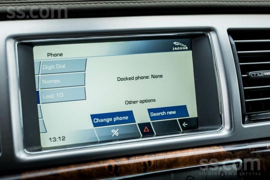 Melns Jaguar XF 2009 Rīga, ar dzinēja tilpumu 2.70 L un nobraukumu 364 tūkst. km par 6490 €, foto 27 vietnē AUTOMOTO.COM.LV