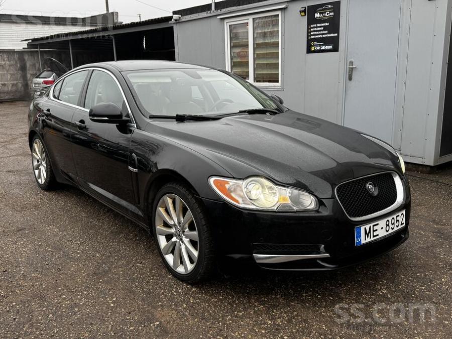 Melns Jaguar XF 2010 Daugavpils, ar dzinēja tilpumu 3.00 L un nobraukumu 0 tūkst. km par 6200 €, foto 1 vietnē AUTOMOTO.COM.LV
