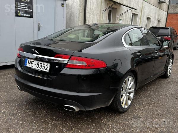 Melns Jaguar XF 2010 Daugavpils, ar dzinēja tilpumu 3.00 L un nobraukumu 0 tūkst. km par 6200 €, foto 6 vietnē AUTOMOTO.COM.LV
