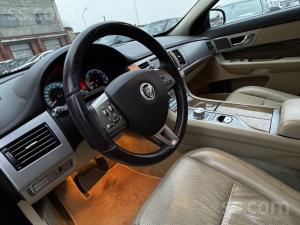 Melns Jaguar XF 2010 Daugavpils, ar dzinēja tilpumu 3.00 L un nobraukumu 0 tūkst. km par 6200 €, foto 20 vietnē AUTOMOTO.COM.LV