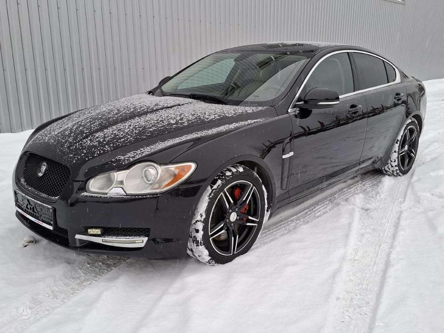 Melns Jaguar XF 2010 Ukmergė, ar dzinēja tilpumu 3.00 L un nobraukumu 310 tūkst. km par 4250 €, foto 1 vietnē AUTOMOTO.COM.LV