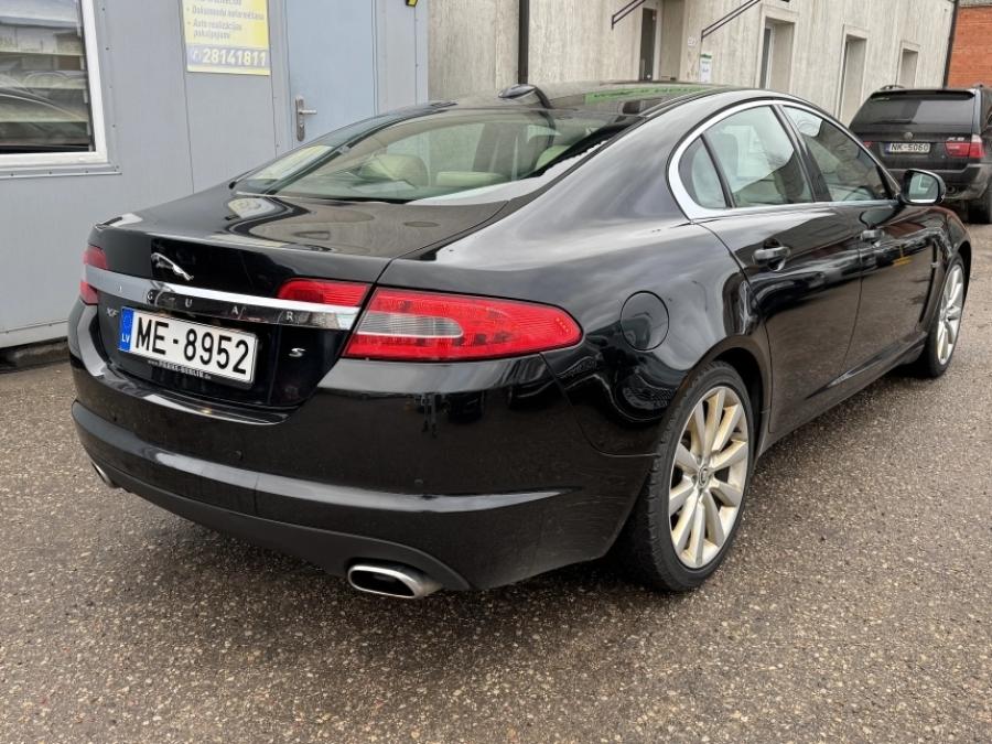 Melns Jaguar XF 2010 Rīga, ar dzinēja tilpumu 3.00 L un nobraukumu 230 tūkst. km par 7200 €, foto 3 vietnē AUTOMOTO.COM.LV