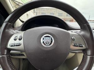 Melns Jaguar XF 2010 Rīga, ar dzinēja tilpumu 3.00 L un nobraukumu 230 tūkst. km par 7200 €, foto 20 vietnē AUTOMOTO.COM.LV
