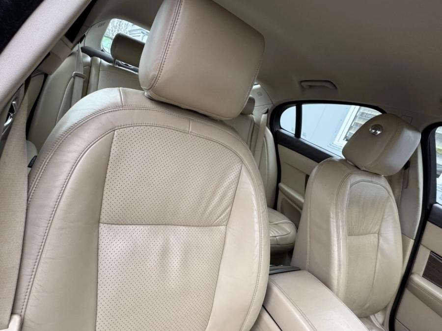 Melns Jaguar XF 2010 Rīga, ar dzinēja tilpumu 3.00 L un nobraukumu 230 tūkst. km par 7200 €, foto 25 vietnē AUTOMOTO.COM.LV