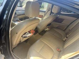 Melns Jaguar XF 2010 Naujoji Akmenė, ar dzinēja tilpumu 2.99 L un nobraukumu 283 tūkst. km par 4700 €, foto 13 vietnē AUTOMOTO.COM.LV