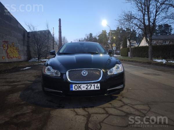 Melns Jaguar XF 2011 Ogre, ar dzinēja tilpumu 3.00 L un nobraukumu 360 tūkst. km par 5850 €, foto 8 vietnē AUTOMOTO.COM.LV