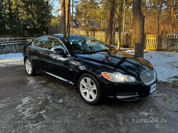 Melns Jaguar XF 2011 Tallina, ar dzinēja tilpumu 5.00 L un nobraukumu 142 tūkst. km par 13500 €, foto 1 vietnē AUTOMOTO.COM.LV