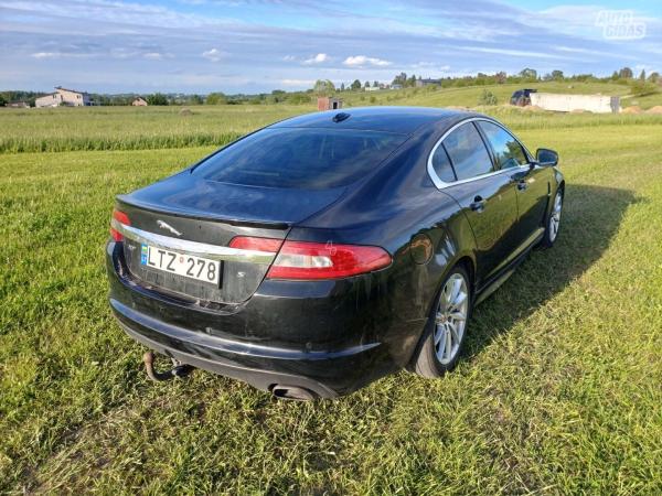 Melns Jaguar XF 2011 Kaišiadorys, ar dzinēja tilpumu 3.00 L un nobraukumu 365 tūkst. km par 4500 €, foto 6 vietnē AUTOMOTO.COM.LV