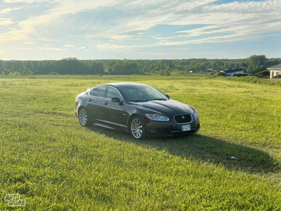 Melns Jaguar XF 2011 Kaišiadorys, ar dzinēja tilpumu 3.00 L un nobraukumu 365 tūkst. km par 4500 €, foto 15 vietnē AUTOMOTO.COM.LV