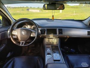 Melns Jaguar XF 2011 Kaišiadorys, ar dzinēja tilpumu 3.00 L un nobraukumu 365 tūkst. km par 4500 €, foto 26 vietnē AUTOMOTO.COM.LV