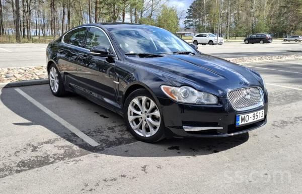 Black Jaguar XF 2011 in Daugavpils, with an engine capacity of 3.00 L and mileage of 197 thousand km for 6100 €, photo 1 on AUTOMOTO.COM.LV