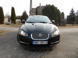 Black Jaguar XF 2011 in Daugavpils, with an engine capacity of 3.00 L and mileage of 183 thousand km for 7700 €, photo 4 on AUTOMOTO.COM.LV
