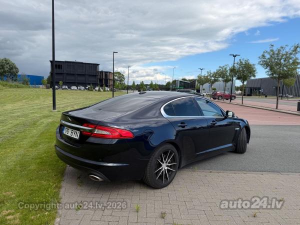 Black Jaguar XF 2011 in Tallinn, with an engine capacity of 2.20 L and mileage of 316 thousand km for 6500 €, photo 8 on AUTOMOTO.COM.LV