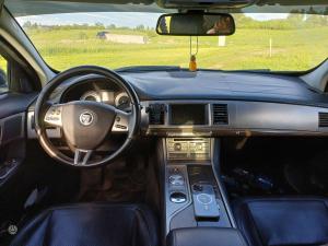 Black Jaguar XF 2011 in Kaisiadorys, with an engine capacity of 2.99 L and mileage of 360 thousand km for 3700 €, photo 14 on AUTOMOTO.COM.LV