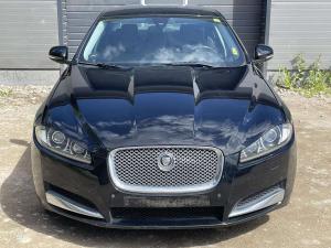 Melns Jaguar XF 2011 Kauņa, ar dzinēja tilpumu 2.99 L un nobraukumu 274 tūkst. km par 3100 €, foto 3 vietnē AUTOMOTO.COM.LV