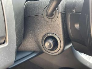 Melns Jaguar XF 2011 Kauņa, ar dzinēja tilpumu 2.99 L un nobraukumu 274 tūkst. km par 3100 €, foto 18 vietnē AUTOMOTO.COM.LV