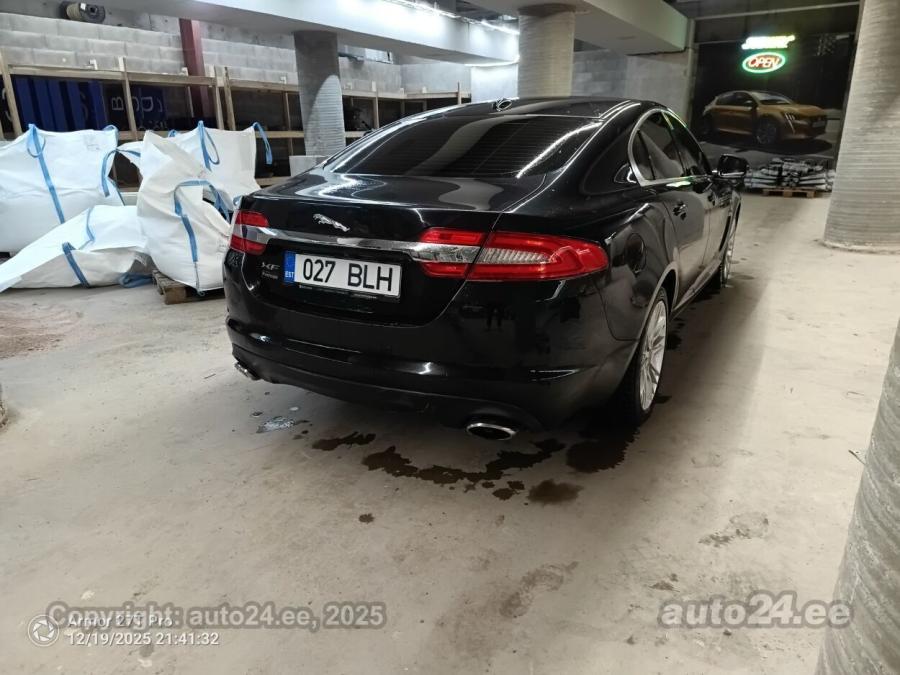 Melns Jaguar XF 2012 Tallina, ar dzinēja tilpumu 3.00 L un nobraukumu 248 tūkst. km par 9000 €, foto 5 vietnē AUTOMOTO.COM.LV