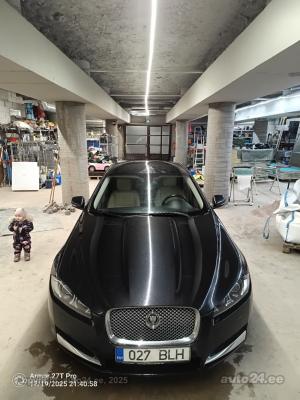 Melns Jaguar XF 2012 Tallina, ar dzinēja tilpumu 3.00 L un nobraukumu 248 tūkst. km par 9000 €, foto 7 vietnē AUTOMOTO.COM.LV
