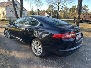 Melns Jaguar XF 2012 Utena, ar dzinēja tilpumu 2.18 L un nobraukumu 230 tūkst. km par 7150 €, foto 2 vietnē AUTOMOTO.COM.LV