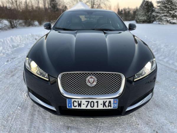 Melns Jaguar XF 2012 Utena, ar dzinēja tilpumu 2.18 L un nobraukumu 231 tūkst. km par 6350 €, foto 2 vietnē AUTOMOTO.COM.LV