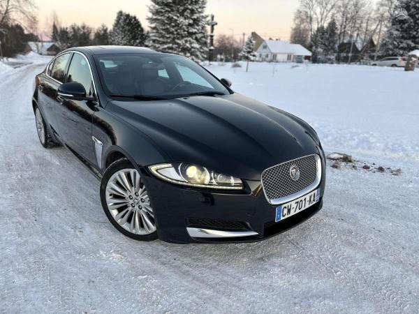 Melns Jaguar XF 2012 Utena, ar dzinēja tilpumu 2.18 L un nobraukumu 231 tūkst. km par 6350 €, foto 4 vietnē AUTOMOTO.COM.LV