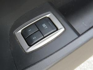 Черный Ягуар ХФ 2012 в Рига, объемом двигателя 2.20 л и пробегом 200 тыс. км за 7650 €, фото 18 на AUTOMOTO.COM.LV