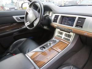 Black Jaguar XF 2012 in Riga, with an engine capacity of 2.20 L and mileage of 200 thousand km for 8490 €, photo 16 on AUTOMOTO.COM.LV