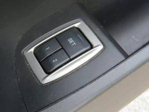 Black Jaguar XF 2012 in Riga, with an engine capacity of 2.20 L and mileage of 200 thousand km for 8490 €, photo 18 on AUTOMOTO.COM.LV