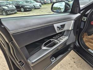 Melns Jaguar XF 2012 Utena, ar dzinēja tilpumu 2.18 L un nobraukumu 274 tūkst. km par 3990 €, foto 9 vietnē AUTOMOTO.COM.LV