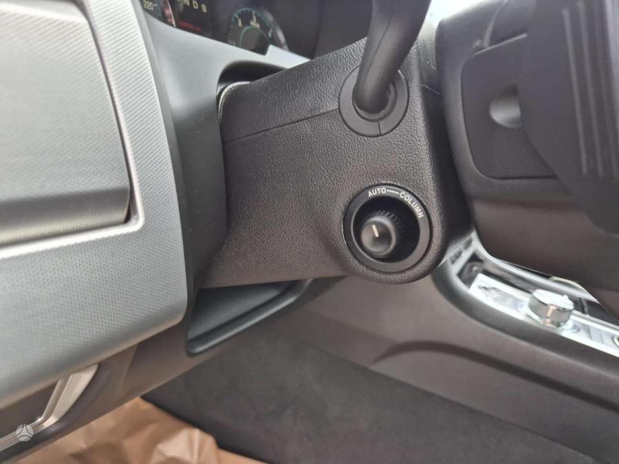 Melns Jaguar XF 2012 Utena, ar dzinēja tilpumu 2.18 L un nobraukumu 274 tūkst. km par 3990 €, foto 11 vietnē AUTOMOTO.COM.LV