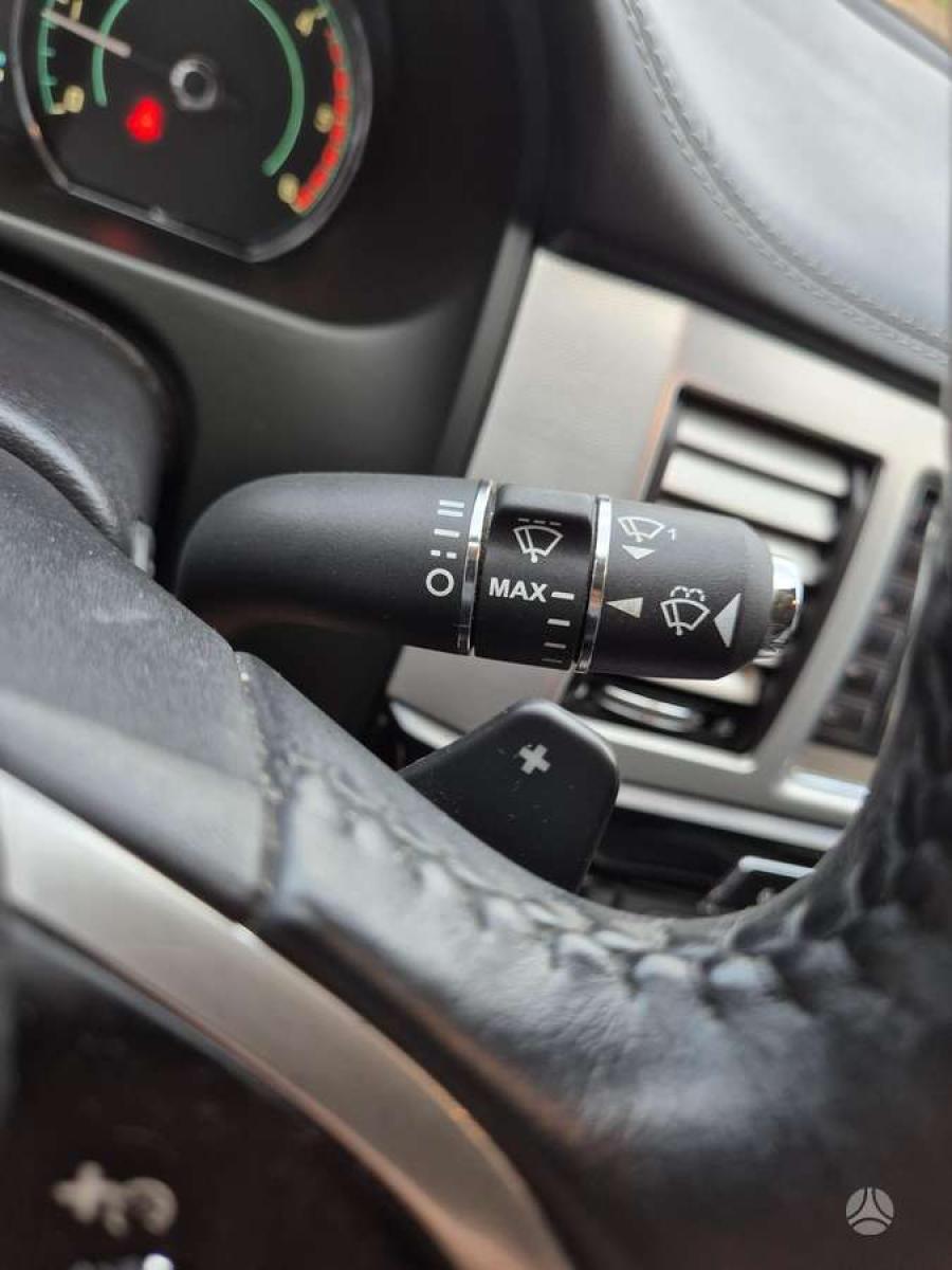 Melns Jaguar XF 2012 Utena, ar dzinēja tilpumu 2.18 L un nobraukumu 274 tūkst. km par 3990 €, foto 18 vietnē AUTOMOTO.COM.LV
