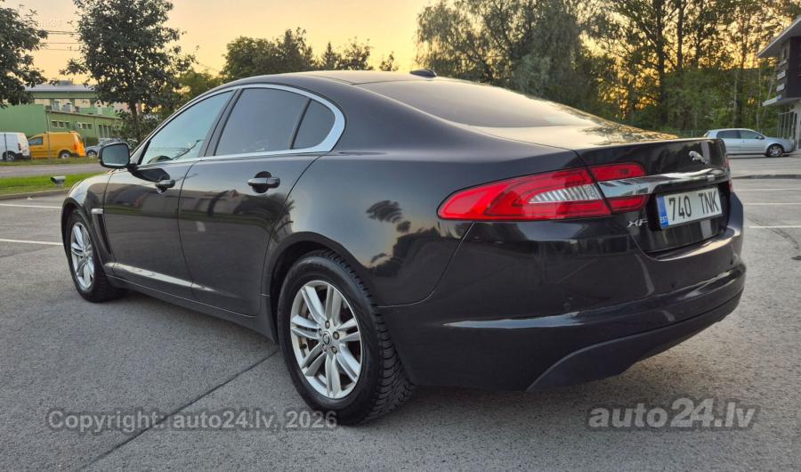 Melns Jaguar XF 2012 Tallina, ar dzinēja tilpumu 2.20 L un nobraukumu 191 tūkst. km par 6666 €, foto 5 vietnē AUTOMOTO.COM.LV