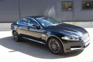 Melns Jaguar XF 2012 Šauļi, ar dzinēja tilpumu 2.18 L un nobraukumu 390 tūkst. km par 5000 €, foto 3 vietnē AUTOMOTO.COM.LV
