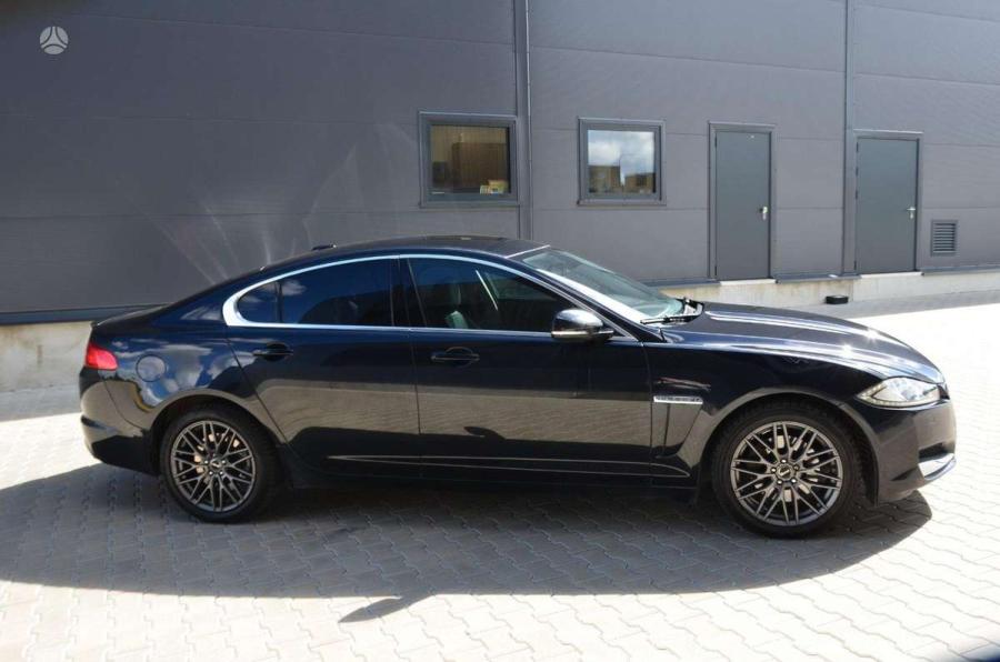 Melns Jaguar XF 2012 Šauļi, ar dzinēja tilpumu 2.18 L un nobraukumu 390 tūkst. km par 5000 €, foto 5 vietnē AUTOMOTO.COM.LV