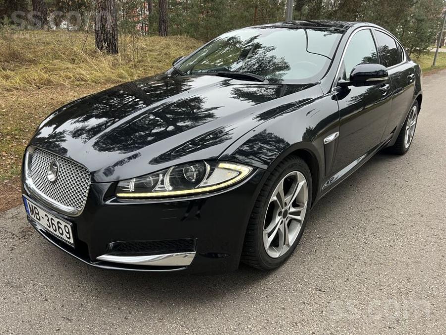 Melns Jaguar XF 2012 Rīga, ar dzinēja tilpumu 2.20 L un nobraukumu 120 tūkst. km par 6000 €, foto 7 vietnē AUTOMOTO.COM.LV