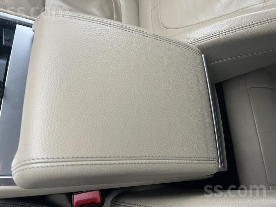 Melns Jaguar XF 2012 Rīga, ar dzinēja tilpumu 2.20 L un nobraukumu 120 tūkst. km par 6000 €, foto 12 vietnē AUTOMOTO.COM.LV