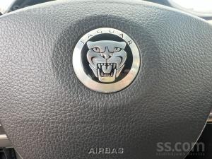 Melns Jaguar XF 2012 Rīga, ar dzinēja tilpumu 2.20 L un nobraukumu 120 tūkst. km par 6000 €, foto 17 vietnē AUTOMOTO.COM.LV