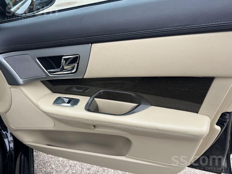 Melns Jaguar XF 2012 Rīga, ar dzinēja tilpumu 2.20 L un nobraukumu 120 tūkst. km par 6000 €, foto 18 vietnē AUTOMOTO.COM.LV