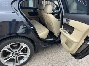 Melns Jaguar XF 2012 Rīga, ar dzinēja tilpumu 2.20 L un nobraukumu 120 tūkst. km par 6000 €, foto 19 vietnē AUTOMOTO.COM.LV